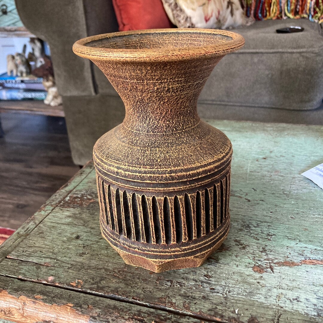 Mid Century Sgraffito Incised Art Pottery Vase Brutalist Pottery - Etsy