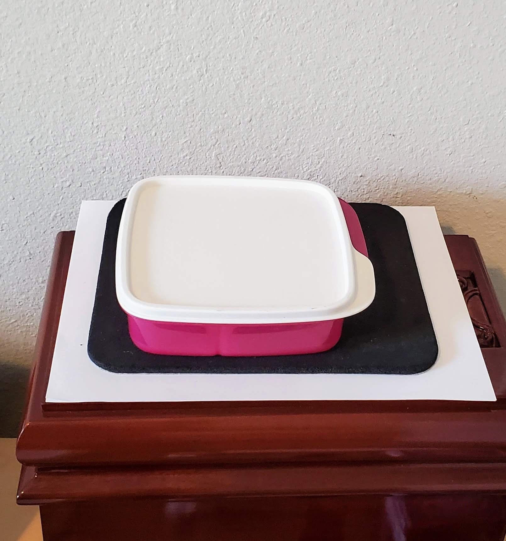 Tupperware Lunch It / Storage Container 550 Ml 7503B-2 Dark Pink With ...