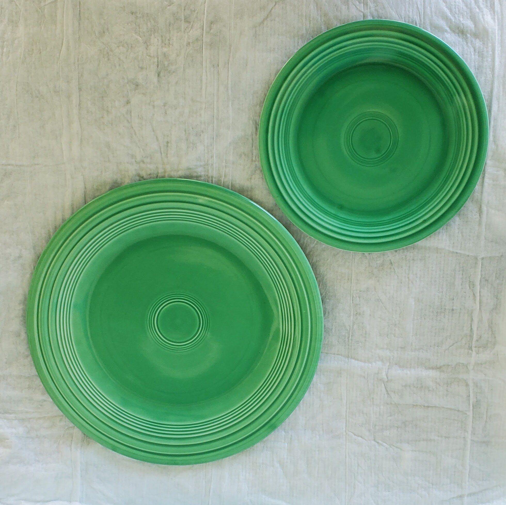 Light Green Fiesta Dinnerware Set: 10.5 Inch Dinner Plate, 7.25 Inch ...