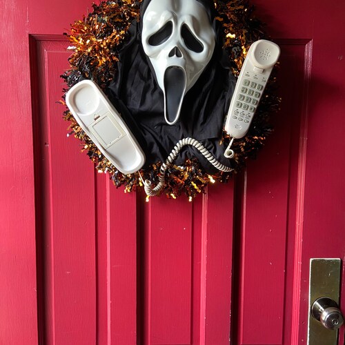 Scream Ghostface Horror Decor Door Wreath Halloween - Etsy