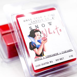 Snow White Candy Apple Soy Wax Candle, Disney Princess, Gift for Her ...