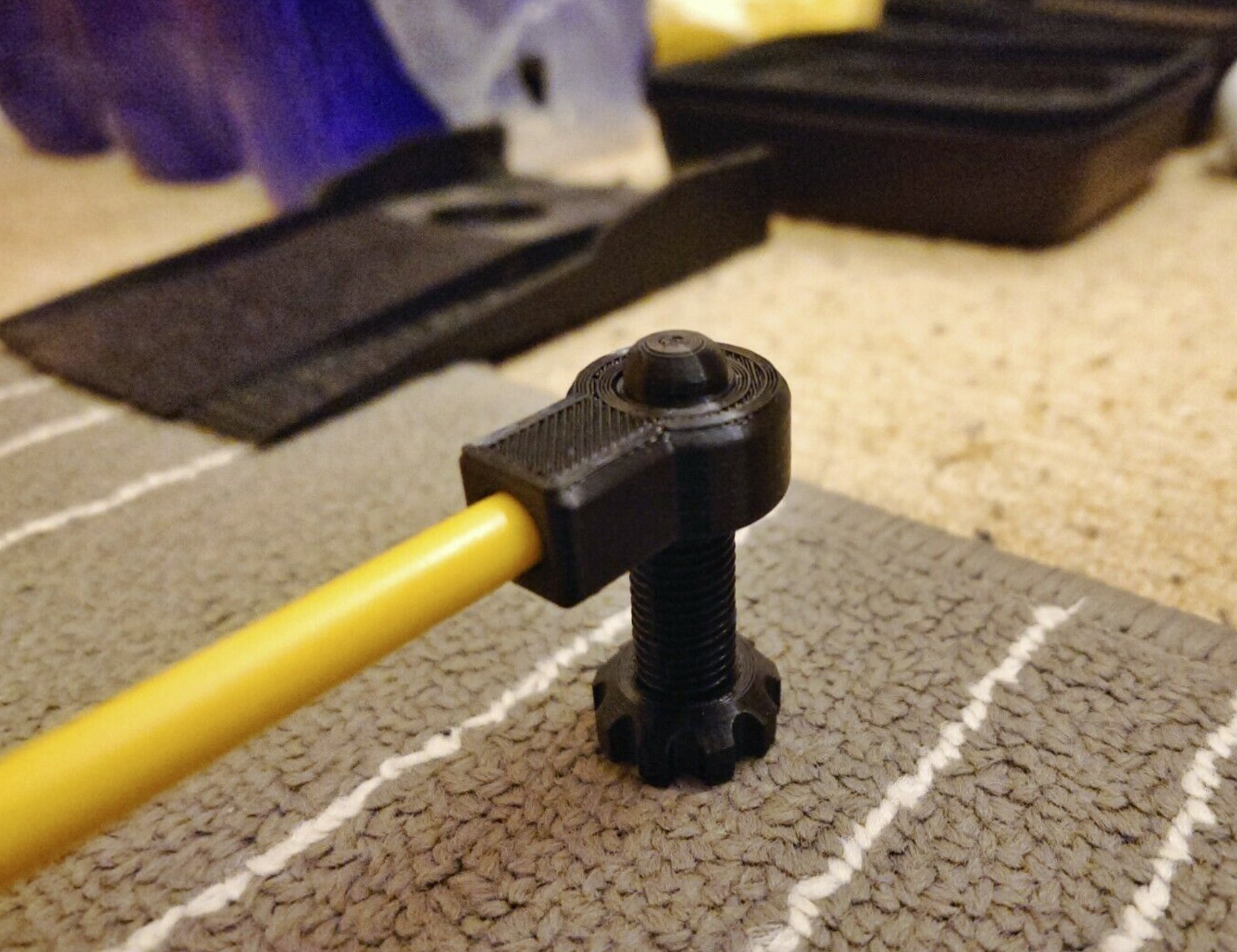 Garmin R10 Laser Stand With Level and Alignment Stick Hole for Golf ...