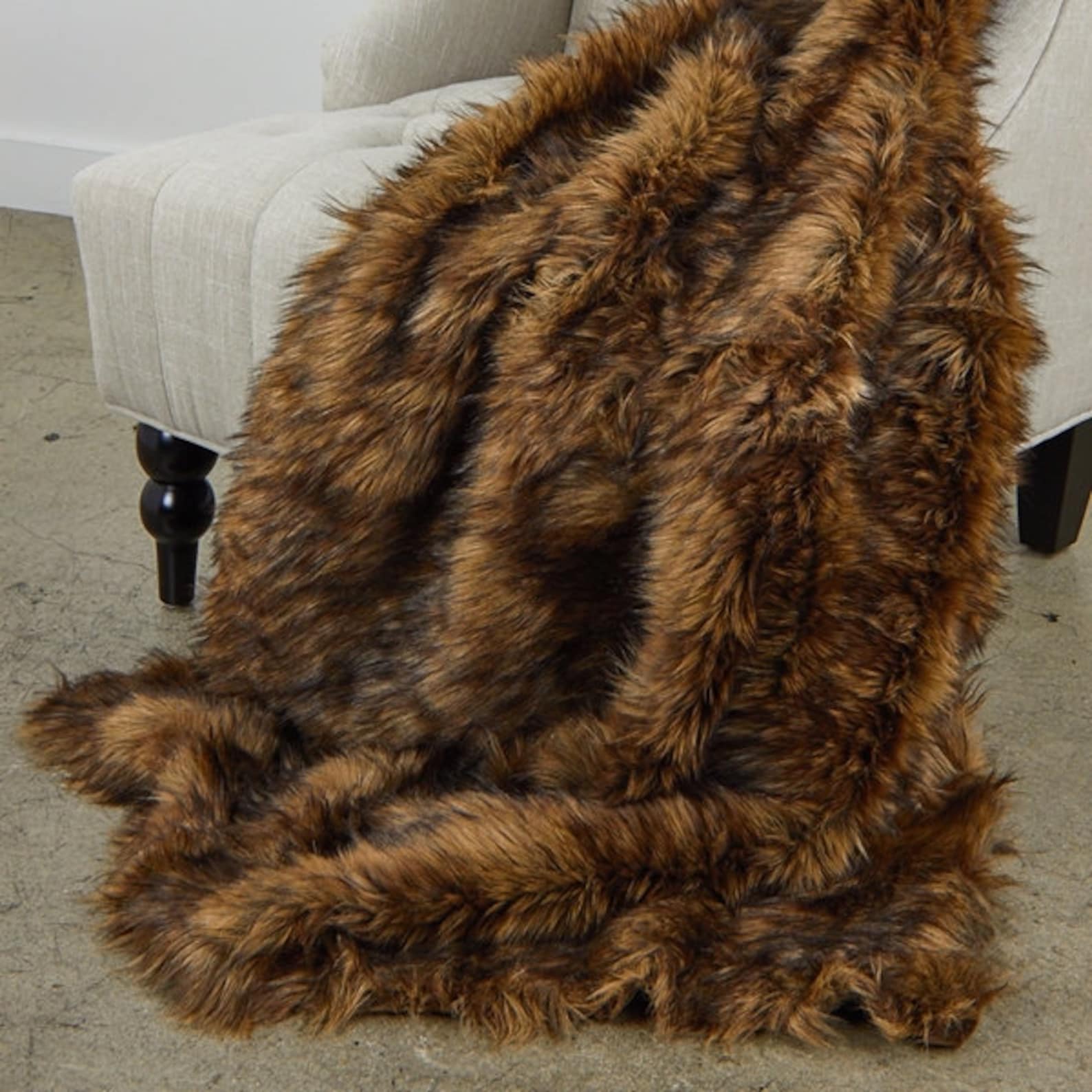 Animal Friendly Faux Fur Throw Blanket/ Brown Bear / Multiple Sizes ...