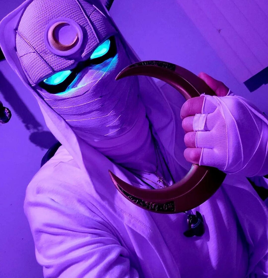 Moon Knight HQ Resin + Weapon Included - Etsy