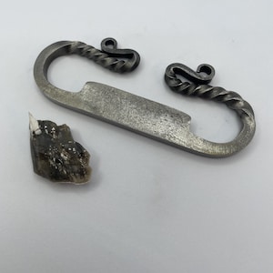 Hand Forged Twisted Fire Striker With Flint – Carbon Steel Bushcraft ...