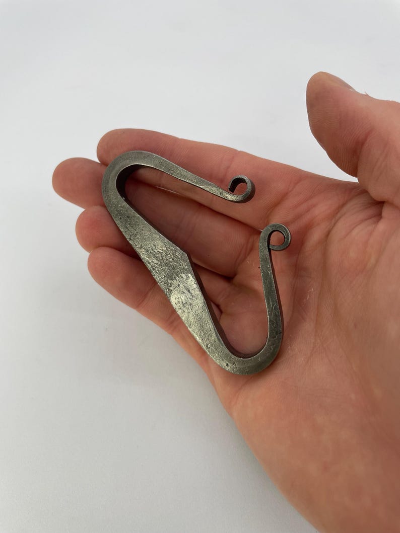 Hand Forged Carbon Steel Fire Striker With Flint: Blacksmith Camping ...