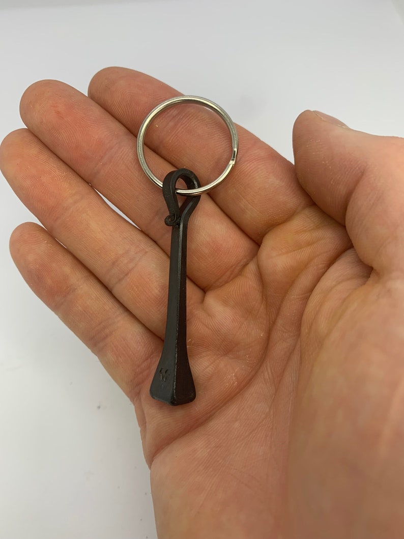 Large Hand Forged Silver or Black Blacksmith Horseshoe Nail Keyring ...