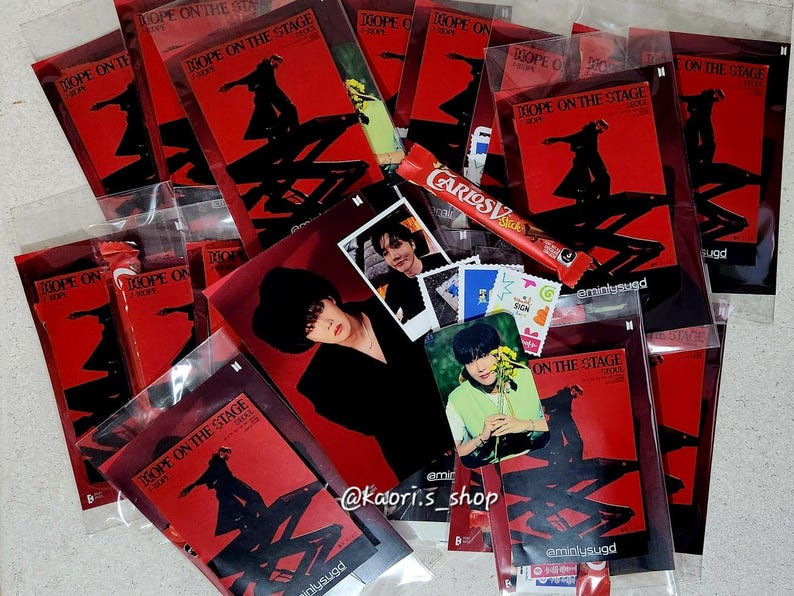 Kpop Custome Freebies | Kpop Freebies | Concert Freebies | BTS Freebies ...