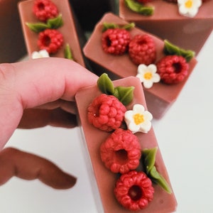 Raspberry Soap, Seasonal Summer Housewarming Gift, Fresh and Sweet Hand ...