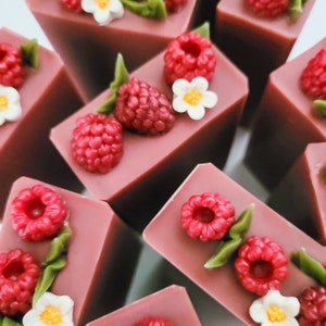 Raspberry Soap, Seasonal Summer Housewarming Gift, Fresh and Sweet Hand ...