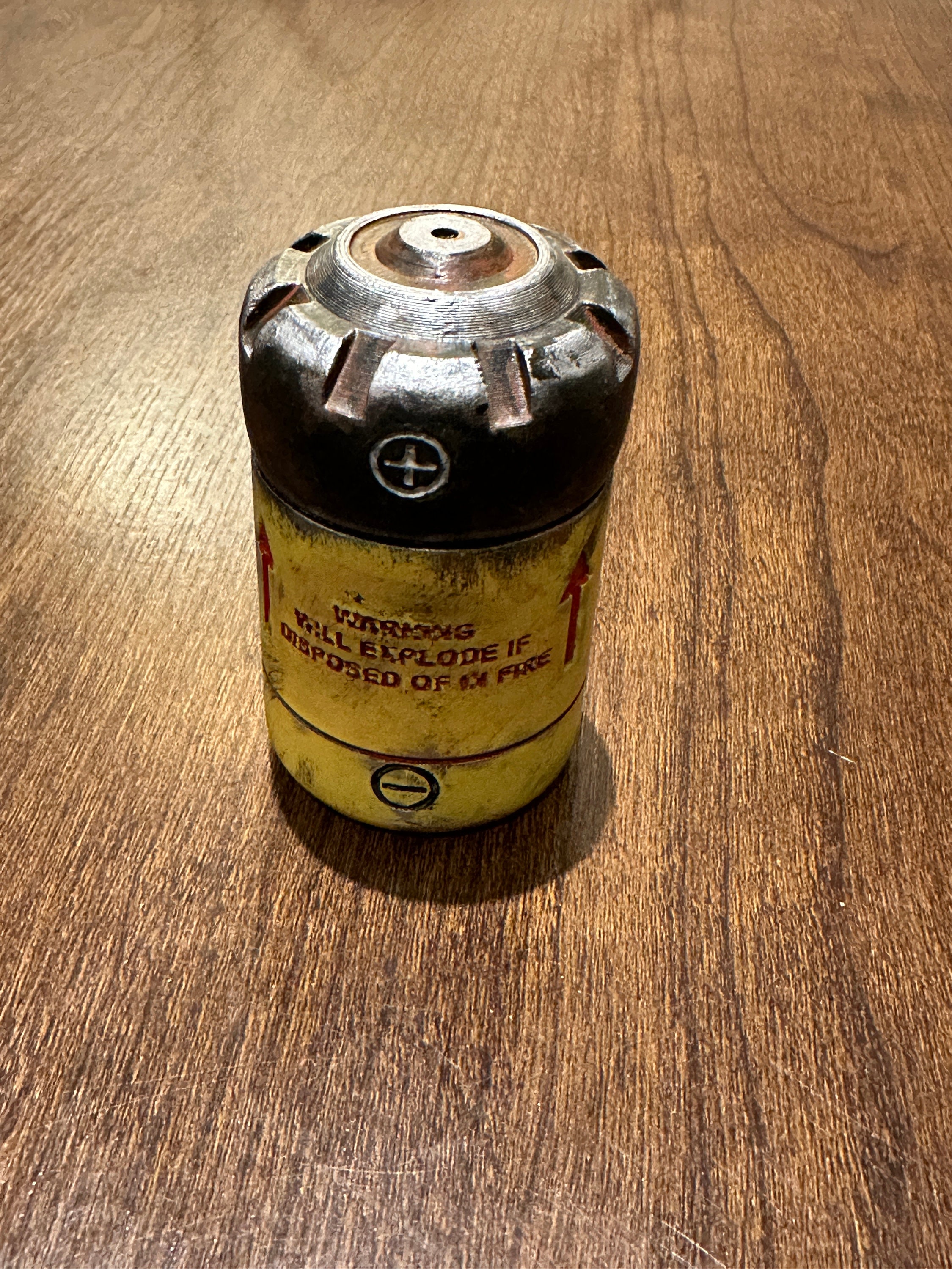 Fusion Cell Prop Replica Fallout 4 Made to Order - Etsy