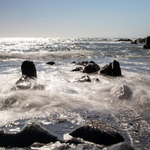 Sunny Beach With Crashing Waves - Printable Photography - Grunta Beach ...