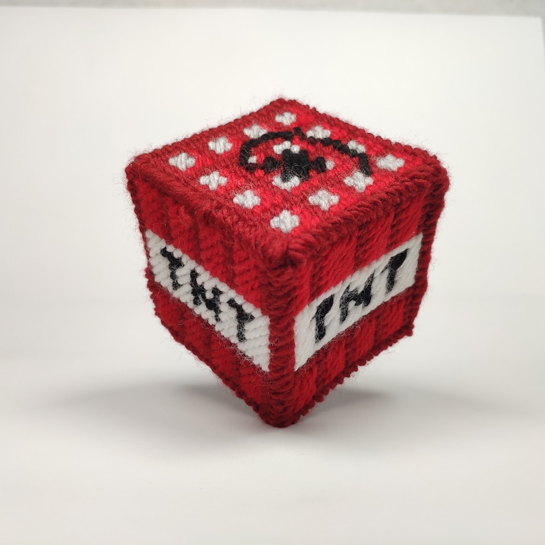 Minecraft TNT Plastic Canvas Pattern, Download Pdf, Gamer Desk Decor - Etsy