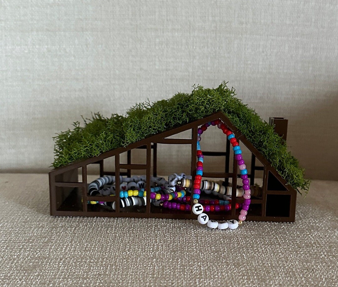 Friendship Folklore Bracelet Cabin - Etsy