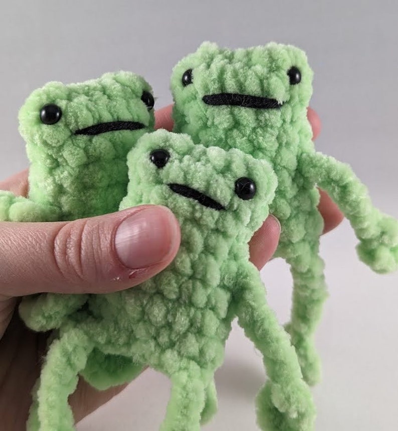 Crochet Froggie Plushie, Crochet Plush Frog, Gift for Kid, Frog Toy ...