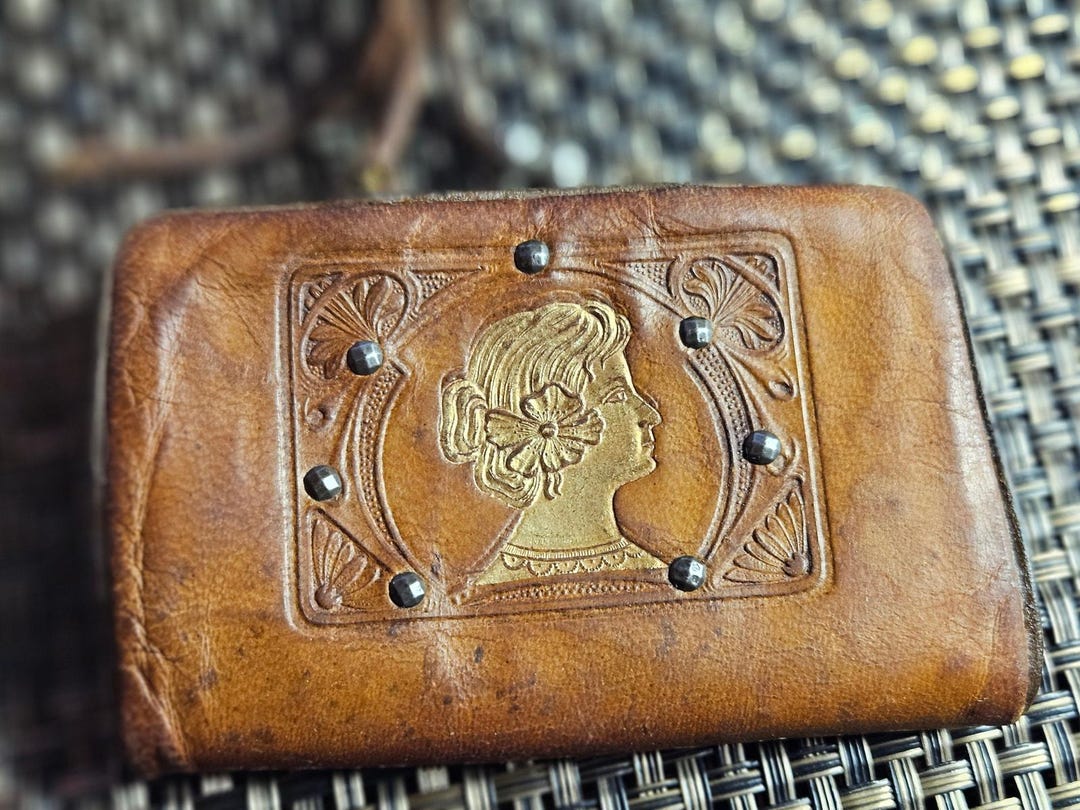 Antique Coin Purse 1920s Leather Kiss Clasp Mini Purse - Etsy