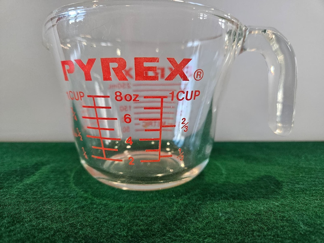 Vintage Pyrex Measuring 1 Cup glass/red Markings - Etsy
