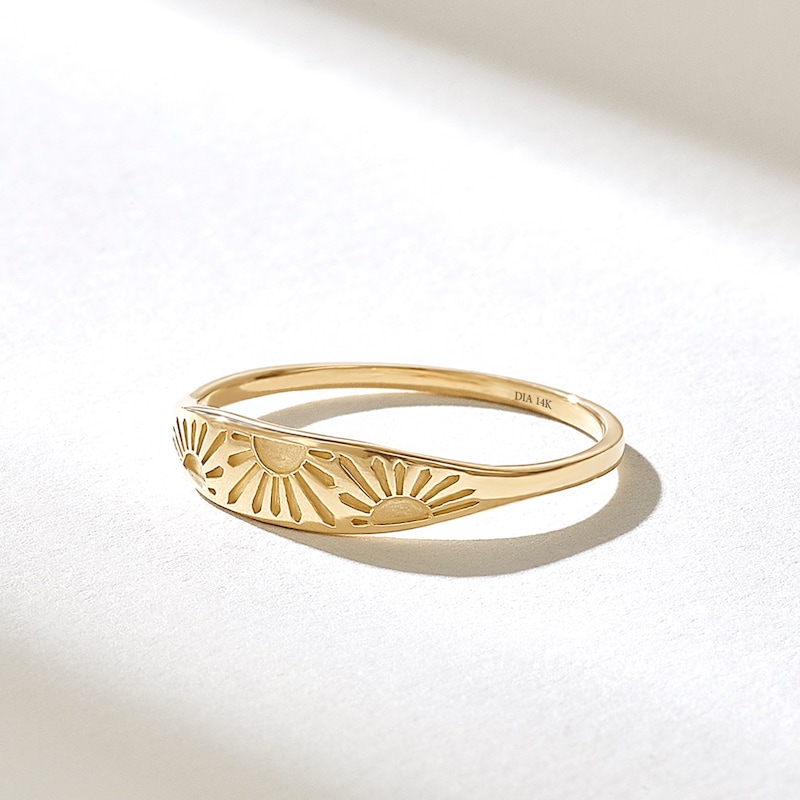 Sun Signet Ring - Etsy