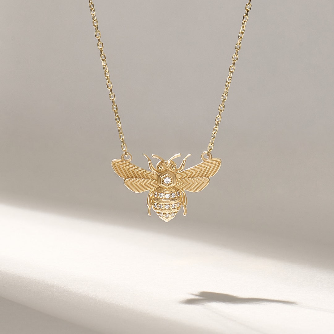 14k Solid Gold Realistic Bee Necklace, Pave Diamond 3D Honey Bee ...
