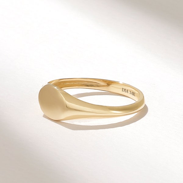 Solid Gold Signet Ring Women - Etsy