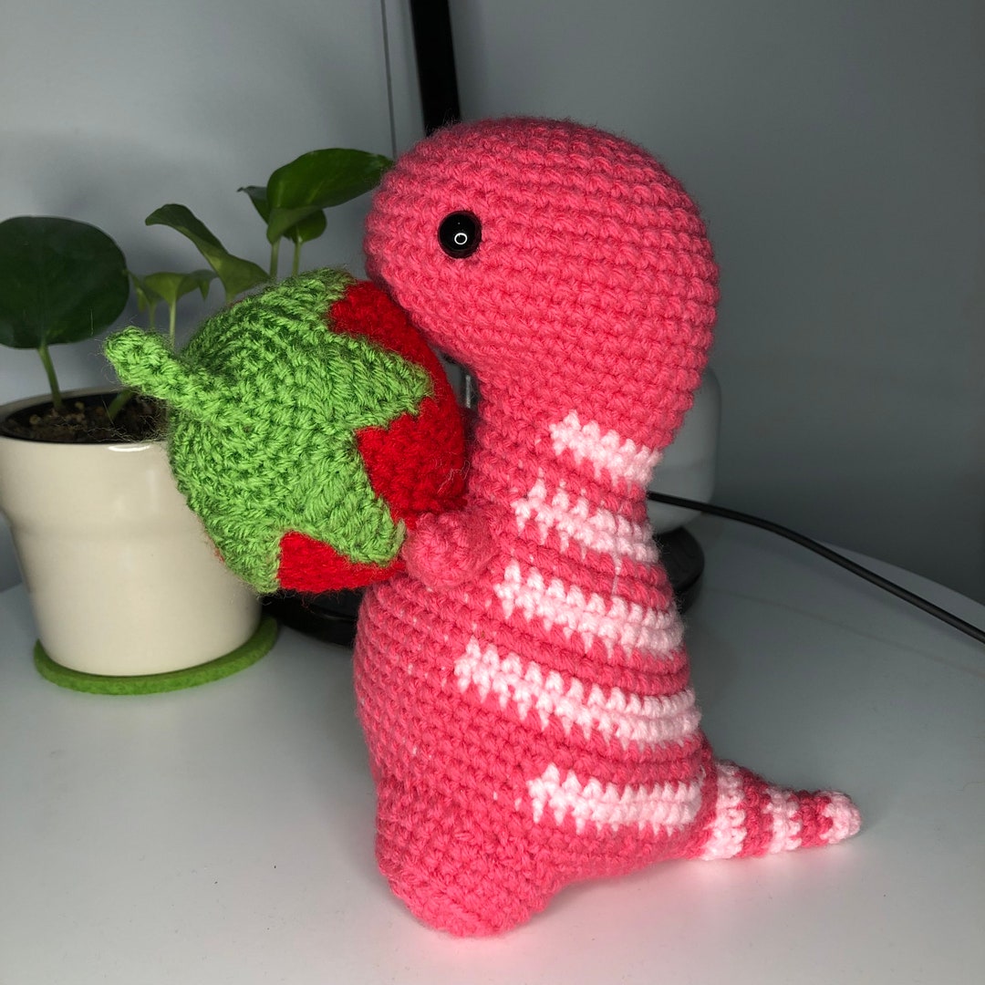 Strawberry Crochet Dinosaur Plushie Cute Pink Aesthetic T-rex Amigurumi ...