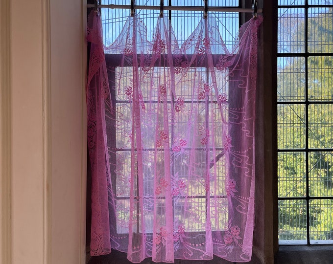 Candyfloss Floral Pink Victorian Design Lace Sample Lace Panel 144 Cm ...