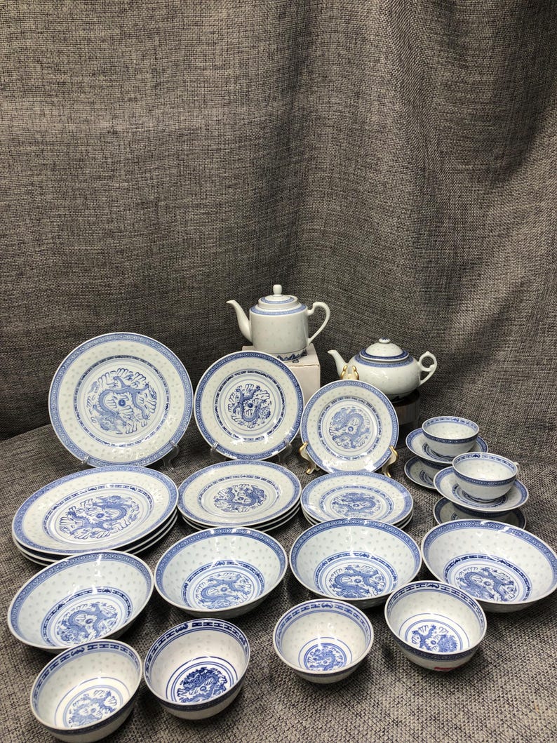Vintage Chinese Rice Eye Dragon Dinnerware Set: Blue & White Porcelain ...