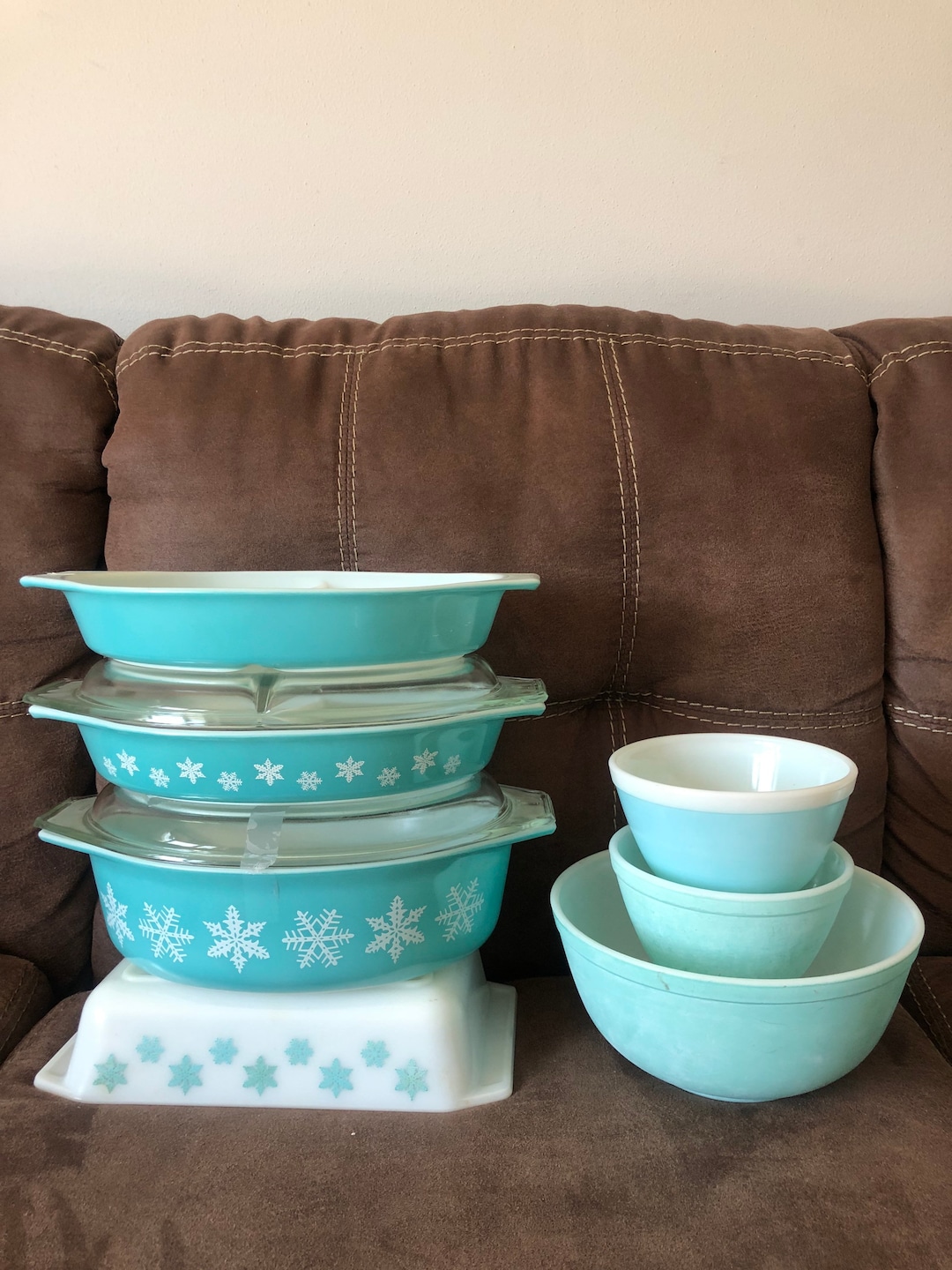 Pyrex Turquoise/ Snow Flake Oval 045 575-b Dishes + Mixers - Etsy
