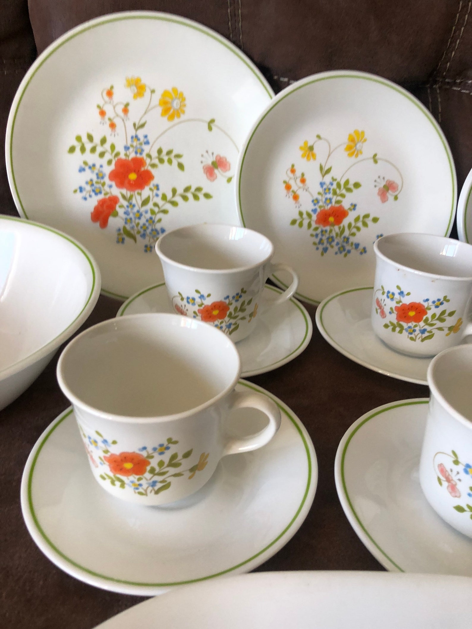 Corelle Wild Flower Dinner, Bread, Desert Plates, Saucer, Cereal Bowls ...