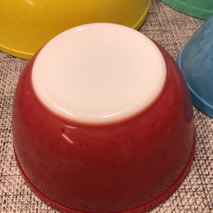 Pyrex Primary Color Yellow 404, Green 403, Red 402, Blue 401, Mixers - Etsy