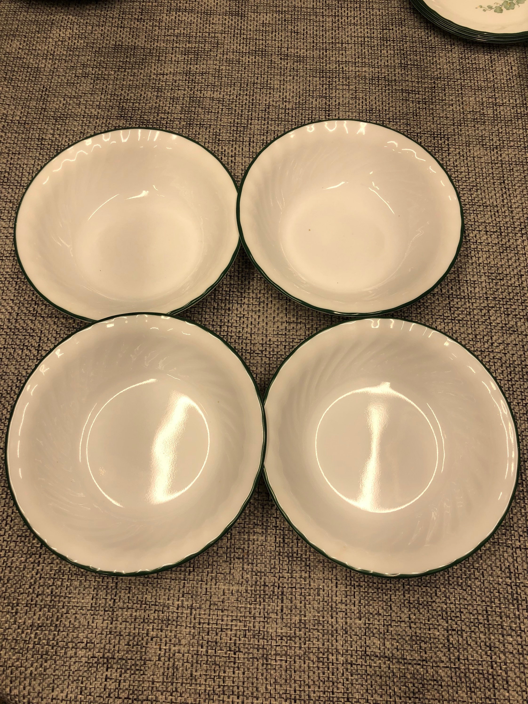 Corelle Green Ivy Callaway Dinnerware Set - Etsy Canada
