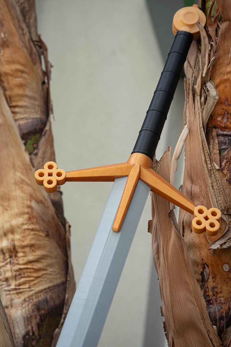 Claymore Sword 3D Printed: Dark Souls, Elden Ring Life-size Prop (kit ...