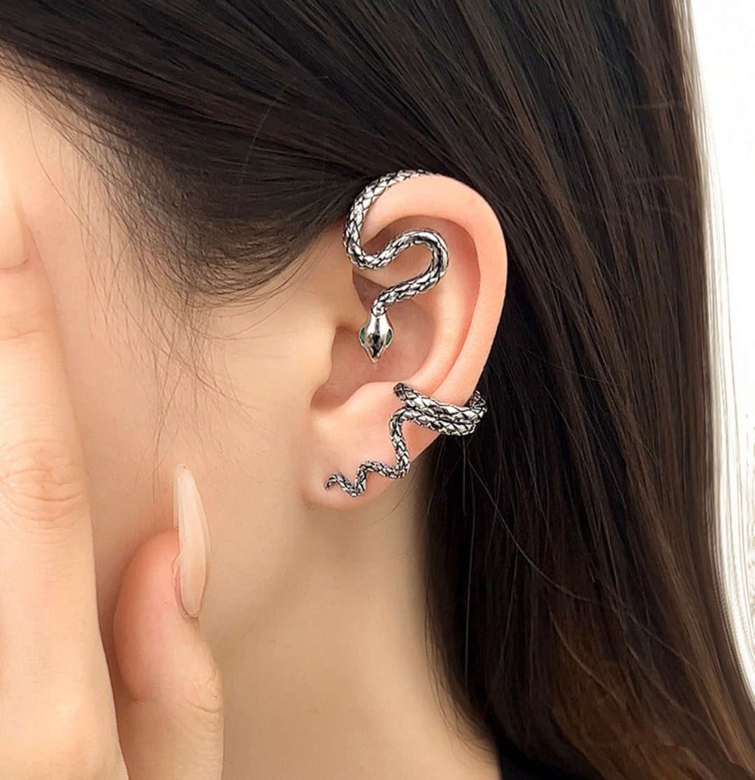 Lynx Theory Snake Ear Cuff With Emerald Eyes Gothic Snake Ear Cuff No ...