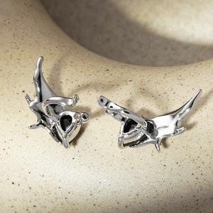 Bat Ear Cuff Bat Wing Ear Wrap No Piercing Cool Edgy Bat Ear Cuffs ...