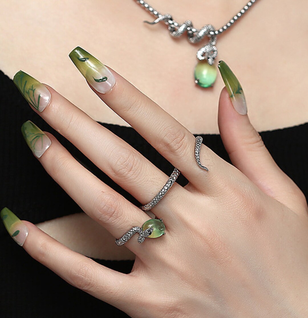 Unique Snake Three-finger Ring Green or Red Crystal Snake Adjustable ...