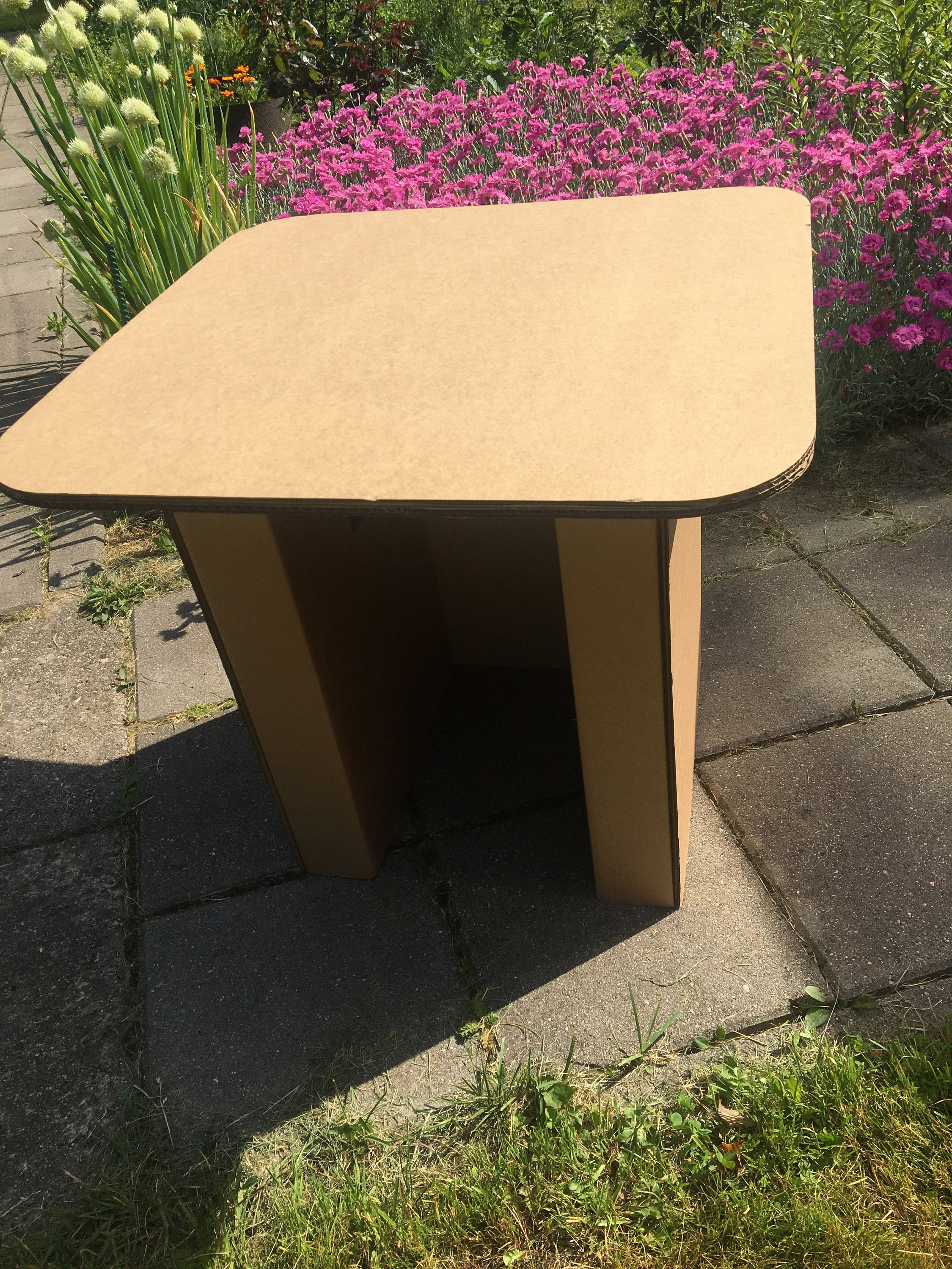 Temporary Table. Cardboard Picnic Table. Camps and Events Furniture ...