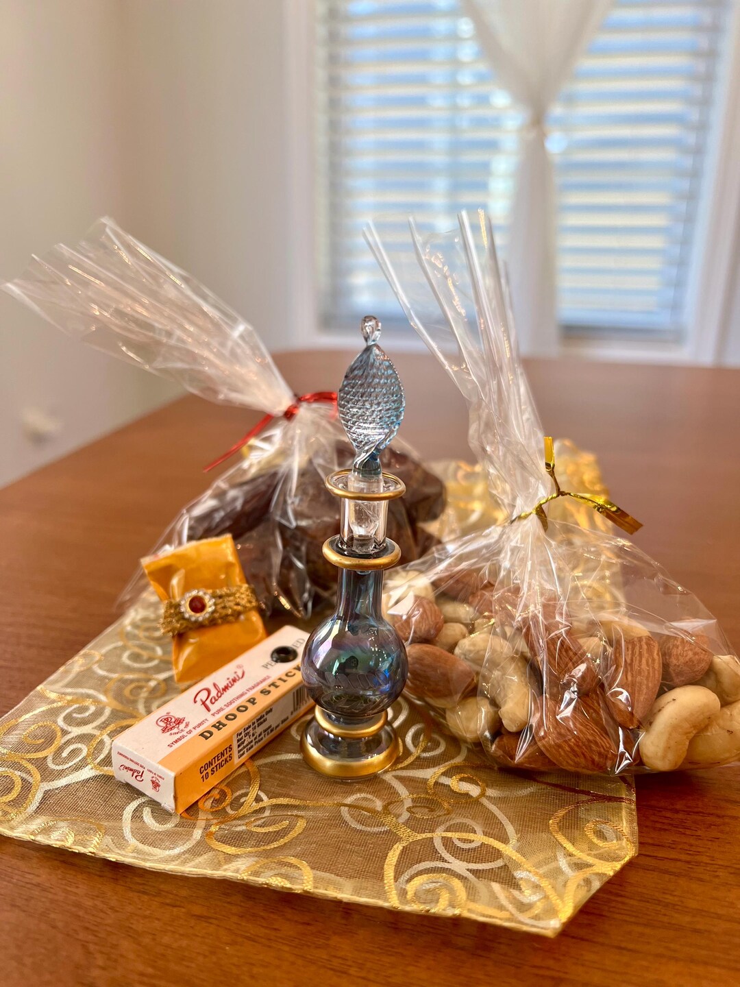 Indian Wedding Favor Gift Bag – Premium Haldi Kumkum Set, Dates, Nuts ...