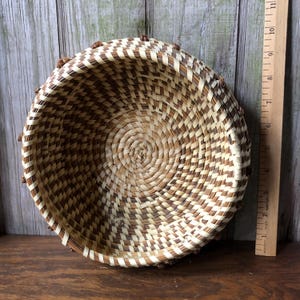 Vintage Gullah Sweetgrass and Longleaf Pine Needle Lidded Sewing Basket ...