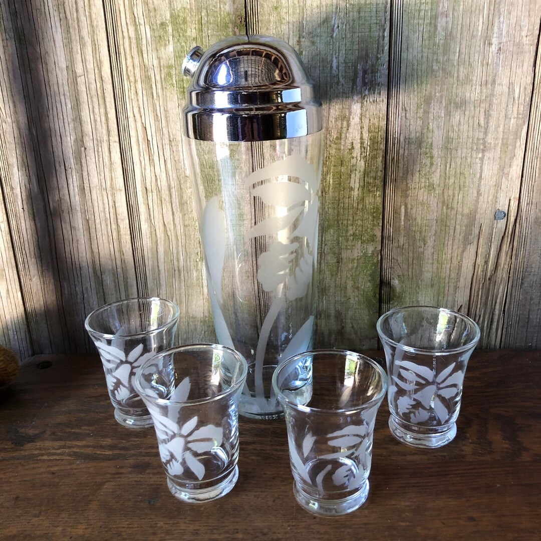 Vintage Orchid Etched Glass Cocktail Shaker With 4 Glasses Tiki Bar - Etsy