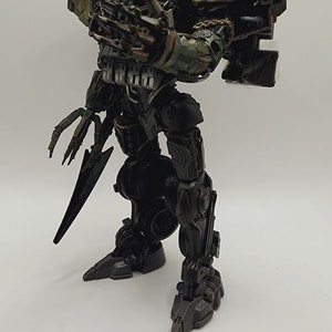 Transformers Rise of the Beasts Studio Series 101 Leader Scourge Arm ...