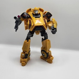 Transformers Studio Series Gamer Edition G1 Throwback Blaster Upgrade ...