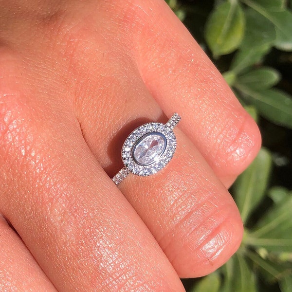 Horizontal Oval Engagement Ring - Etsy