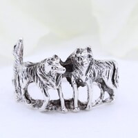 Wolf Ring - Etsy
