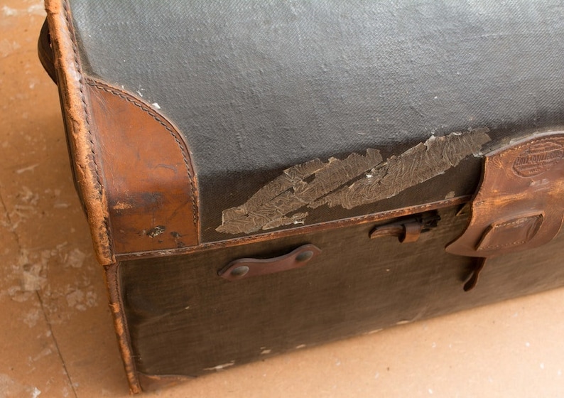 SS Cymric Steamship White Star Line Trinket Dome Trunk With Labels ...