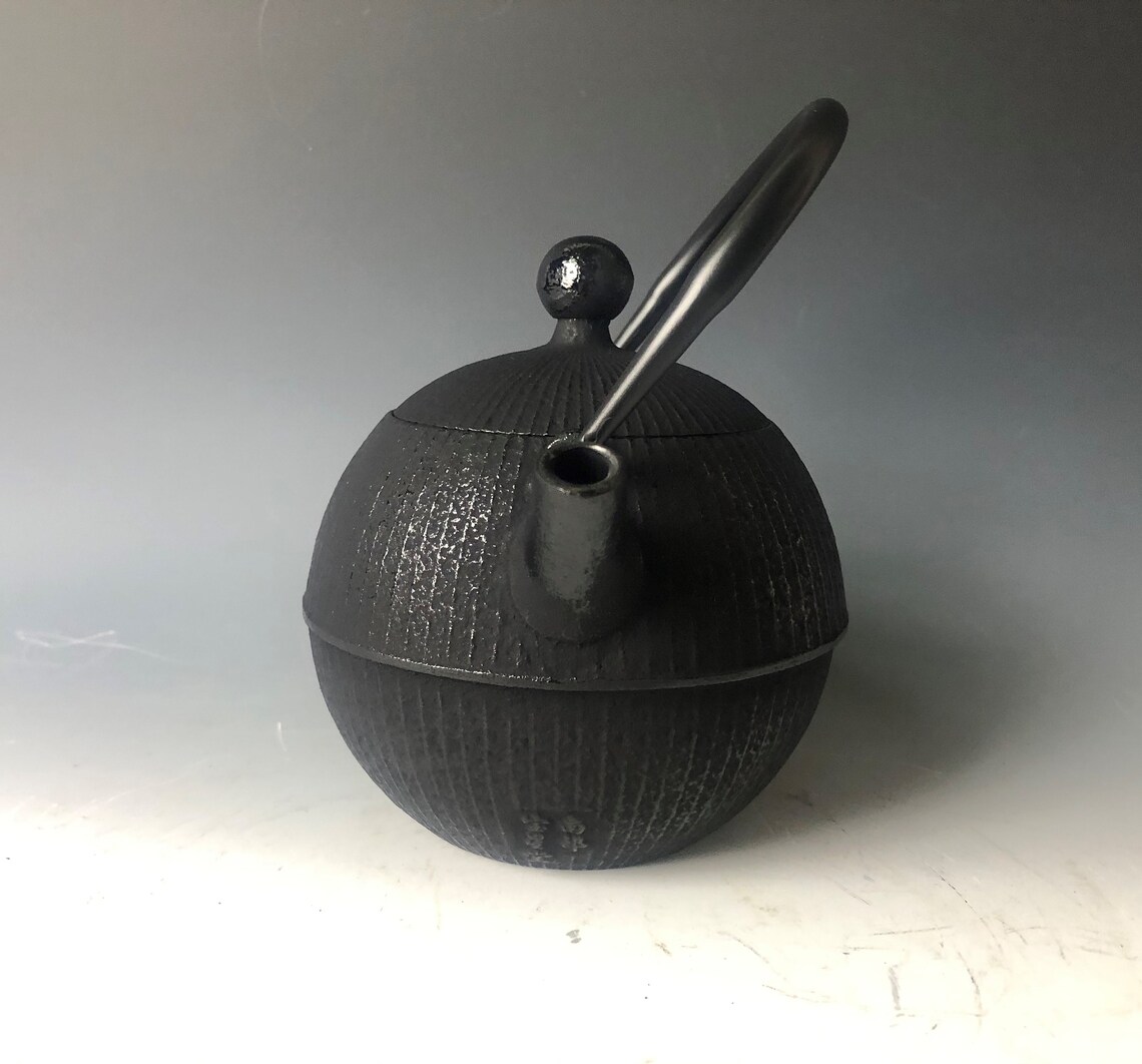 0.5l/17oz Japanese Teapot Black Enameled Authentic Nanbu - Etsy