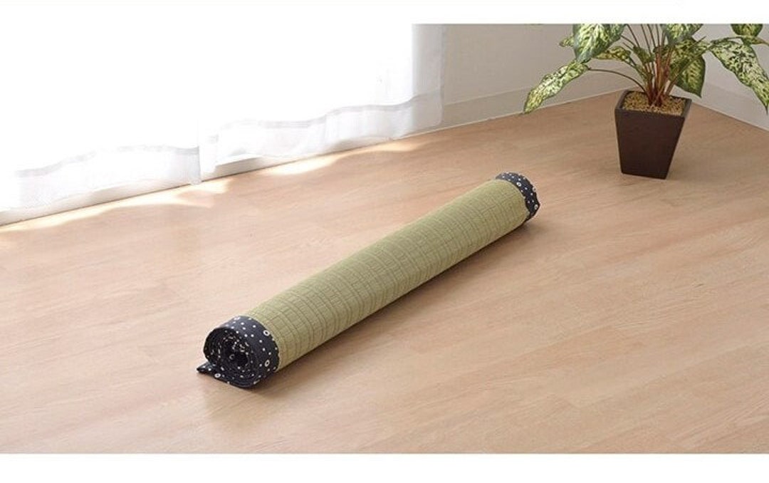Japanese Tatami Roll Mat for Relaxation Made of Natural Rush - Etsy