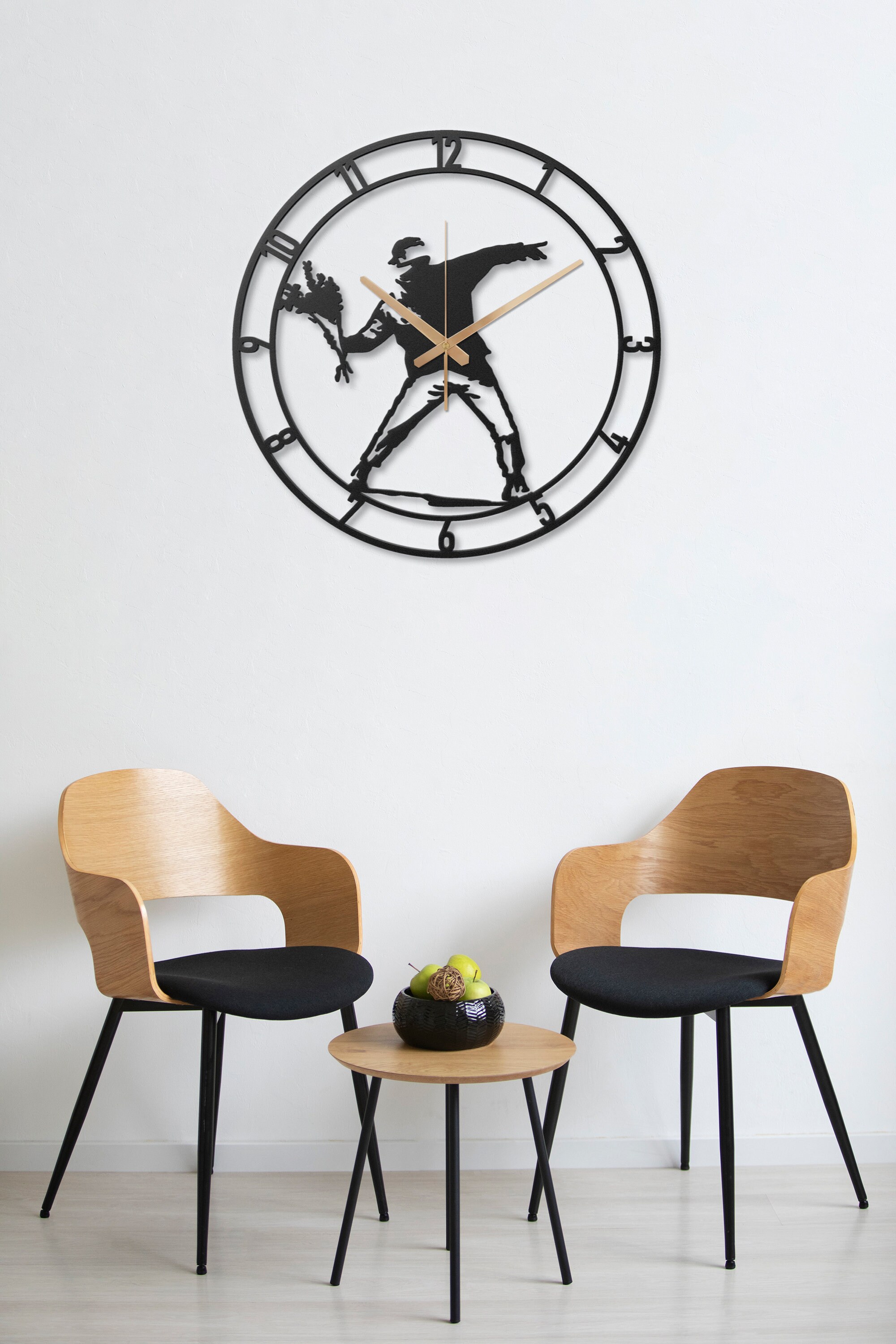 Banksy Wall Clock, Modern Metal Wall Clock, Silent and Unique Wall ...