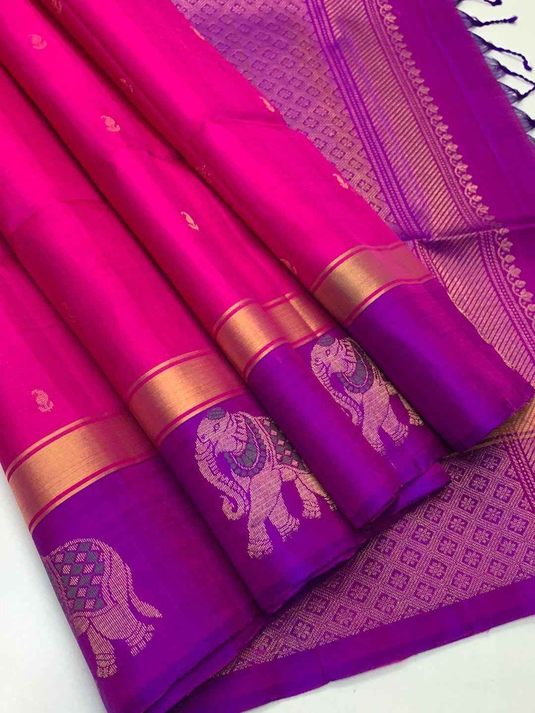 Handloom Soft Silk Saree: Elephant Design, Contrast Border - Etsy