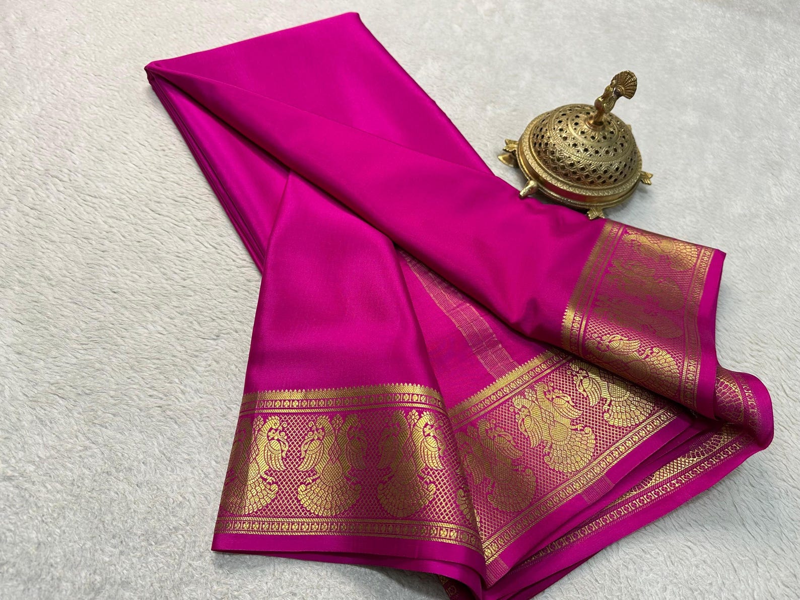 Mysore Silk Saree: Gandaberunda Bird Border, Solid Colors - Etsy