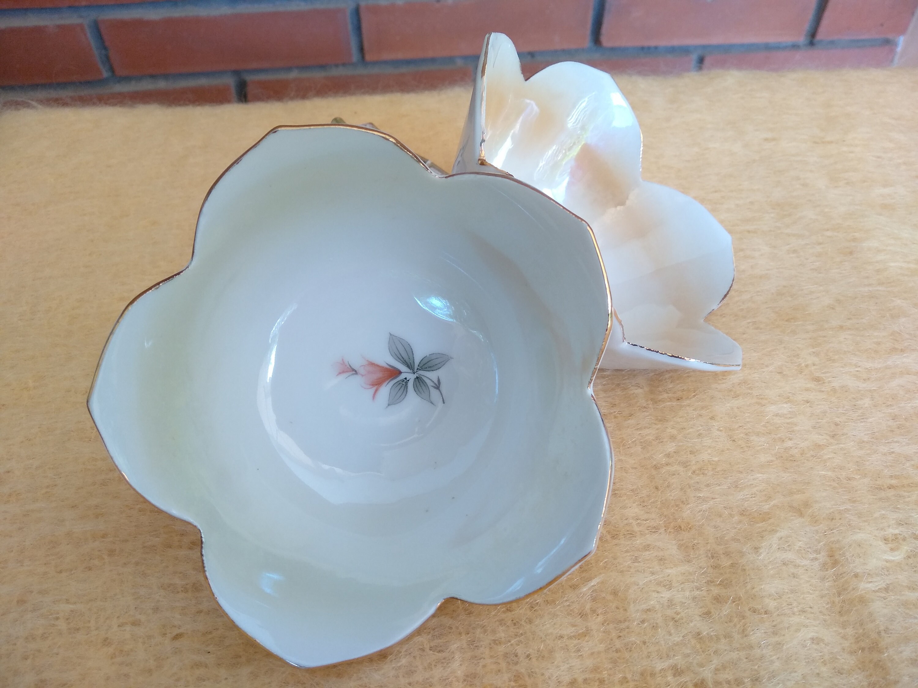 Japan, Lotus Flower Shaped, Porcelan Bowls - Set of 2 | Floral Design ...